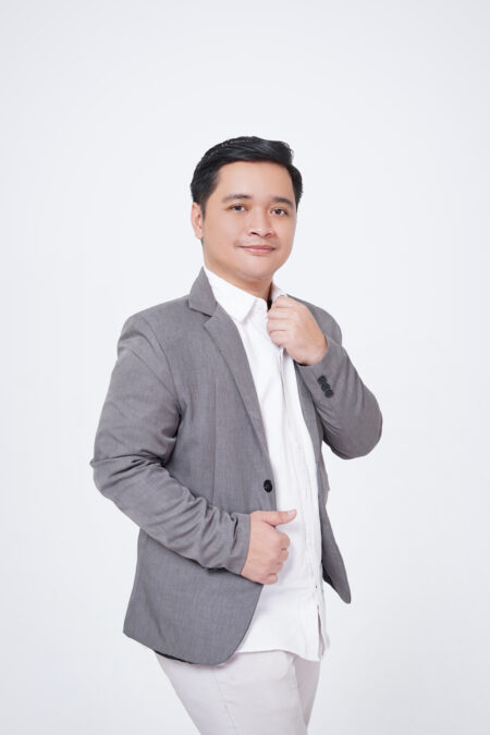 14 Ide Pose Foto Profesional untuk Pekerjaan - Ameltrias Photographie