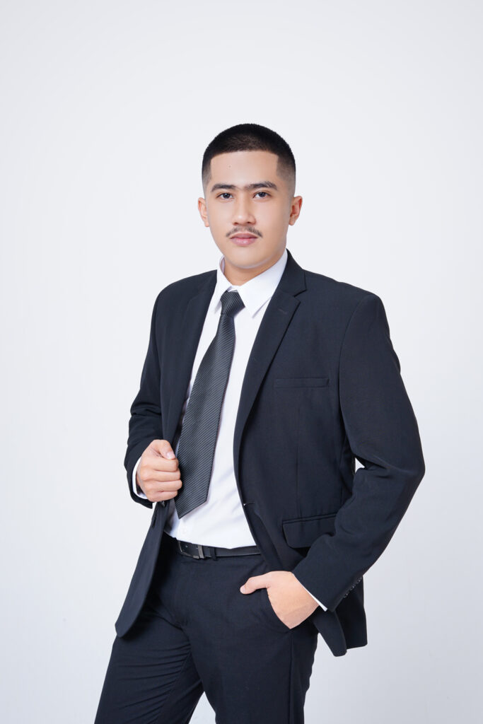 14 Ide Pose Foto Profesional untuk Pekerjaan - Ameltrias Photographie